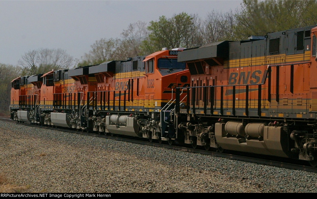 BNSF 8082